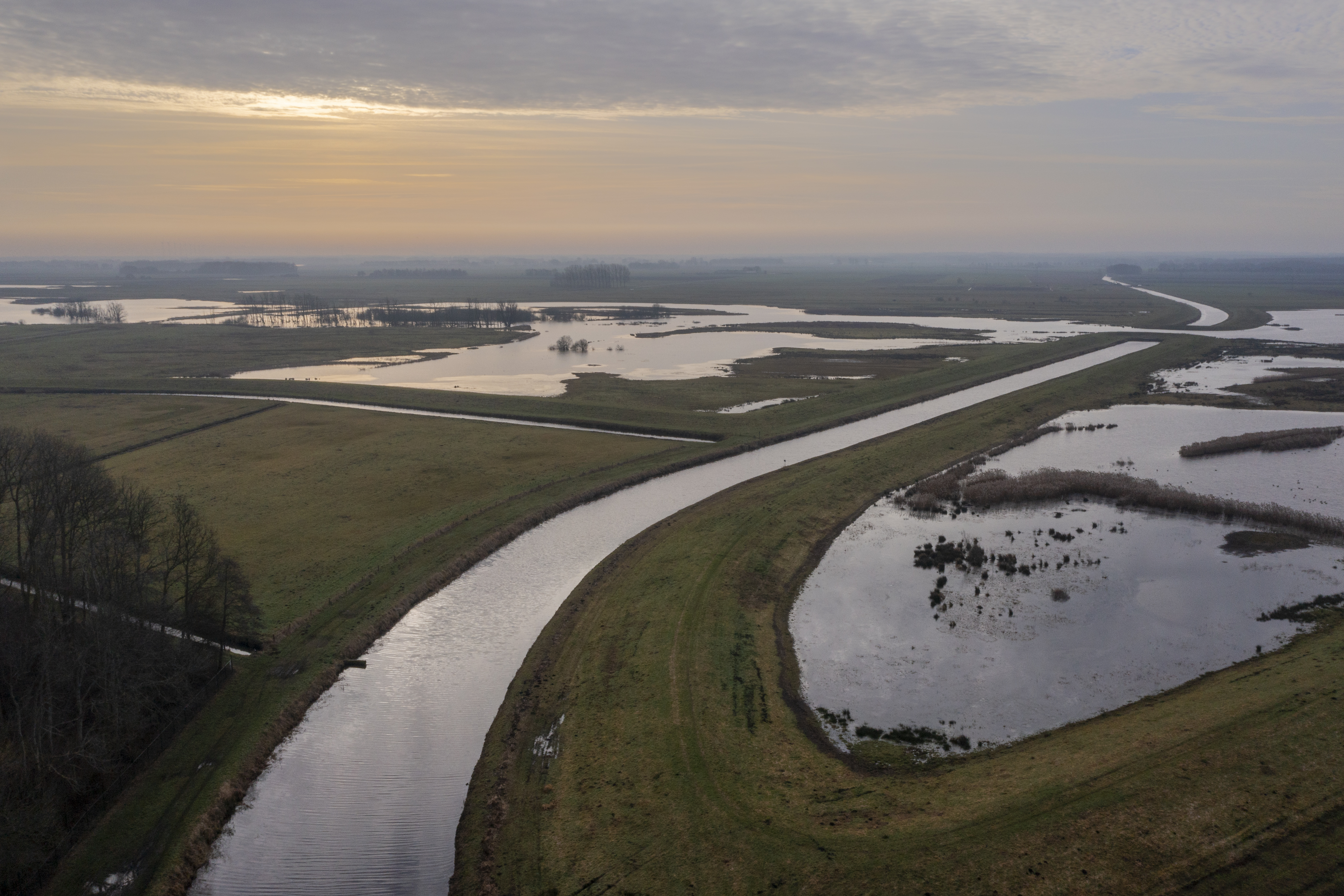 Waterberging in het Hunzedal tijdens natste winter sinds 1906 - Hunze ...